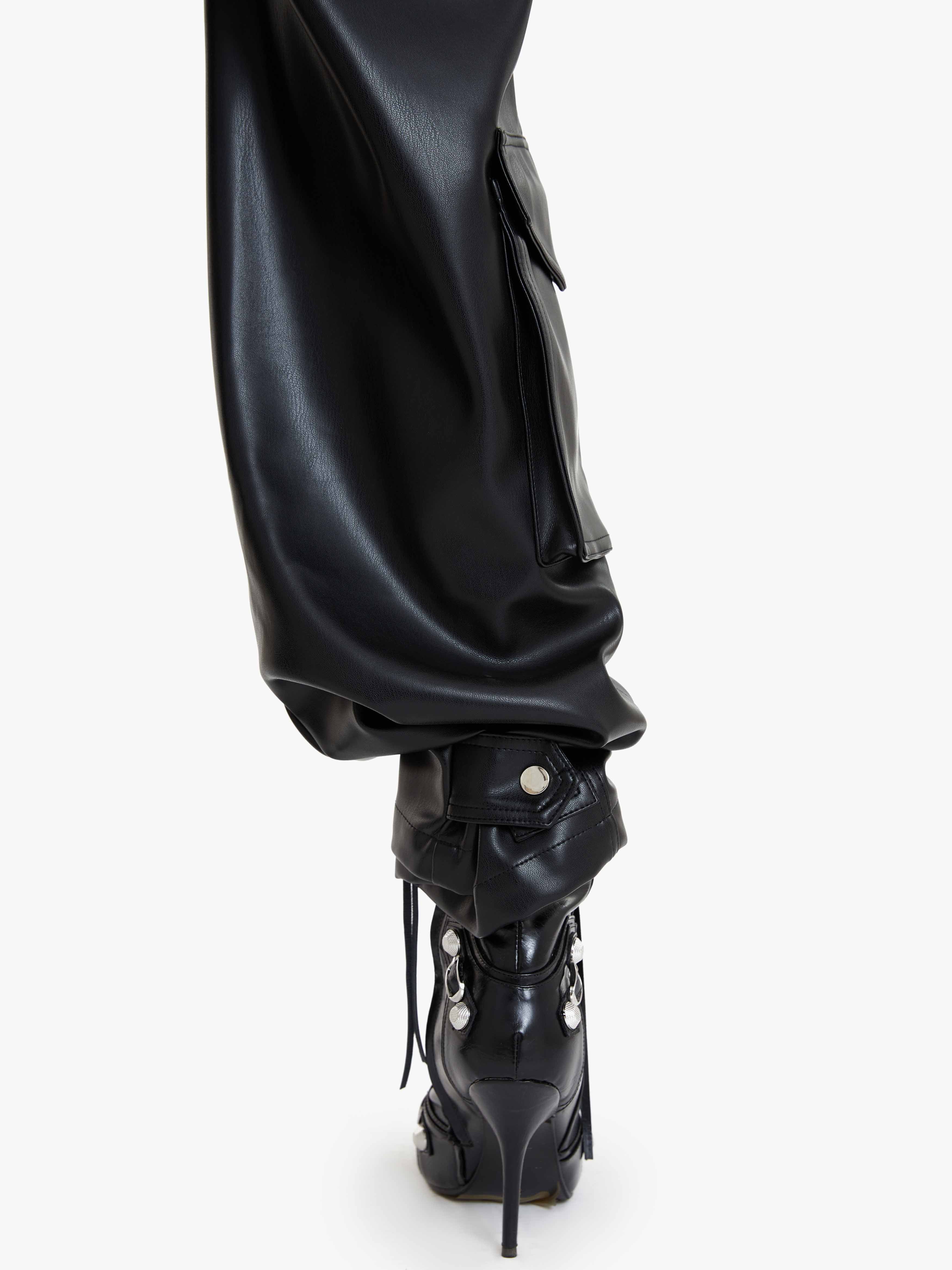 AMAJ - pants – RUVE